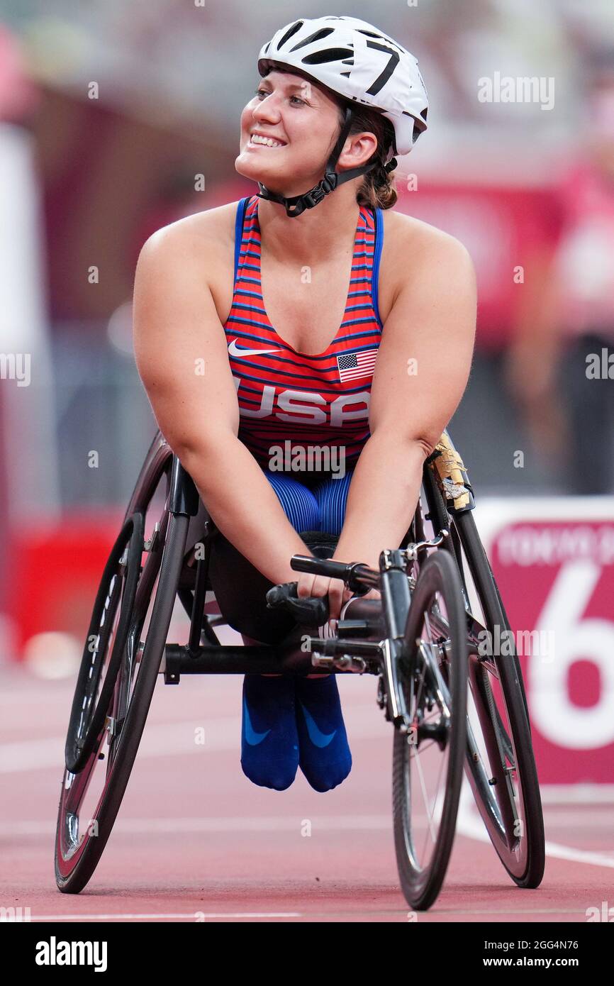 Chelsea mcclammer hi-res stock photography and images - Alamy