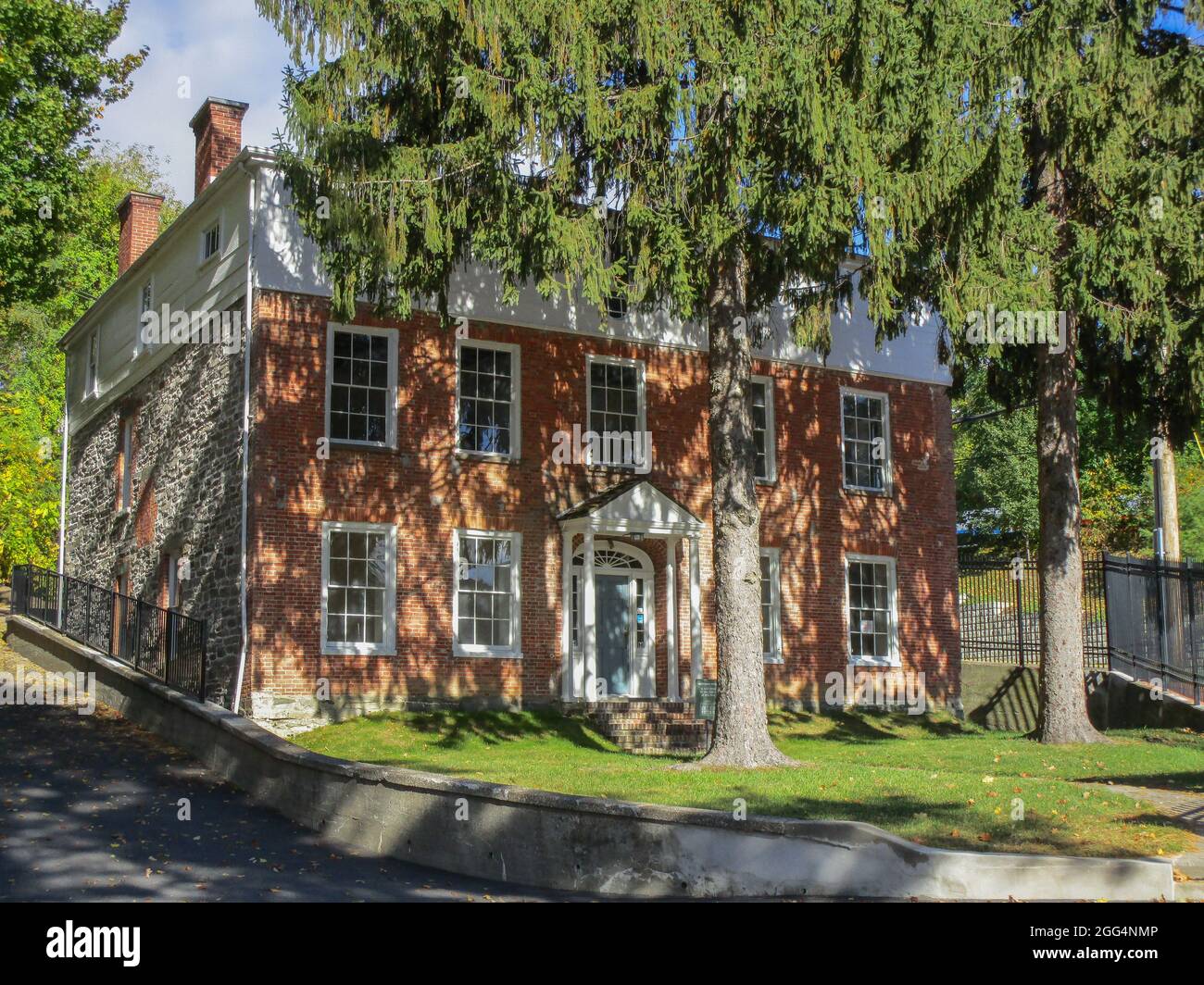 Poughkeepsie, NY: Hoffman House (c. 1740), part of Hudson Valley's ...