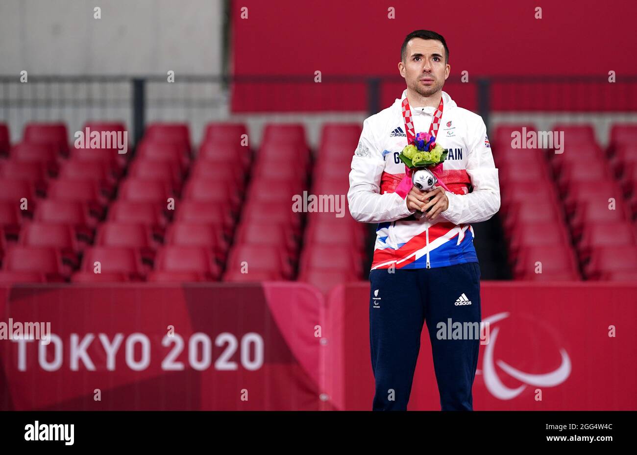 Great Britain's William Bayley poses with his silver medal after ...