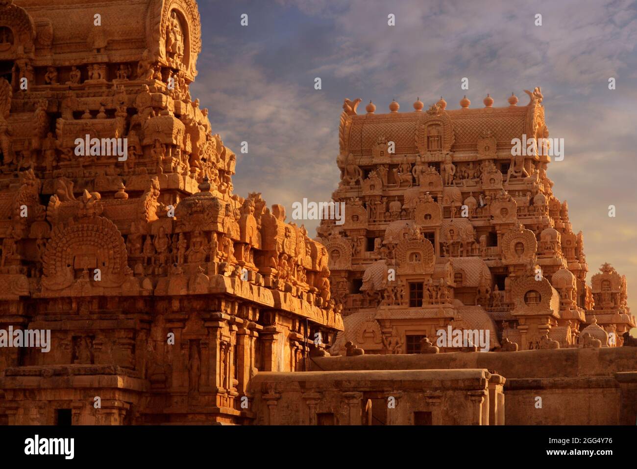 Tamil temple design detail hi-res stock photography and images - Alamy