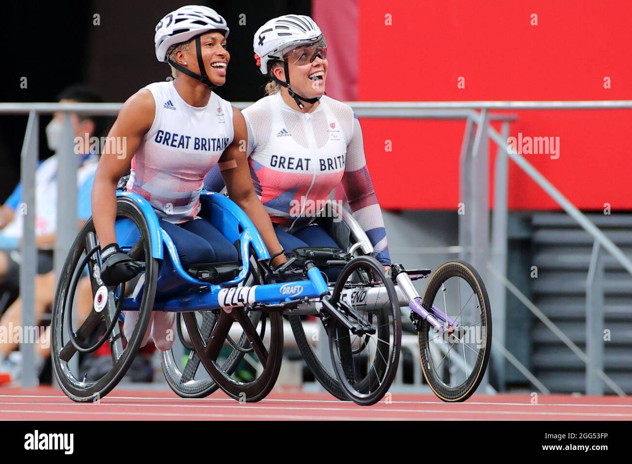 Tokyo, Japan. 29th Aug, 2021. (L-R) Kare Adenegan, Hannah Cockroft (GBR ...