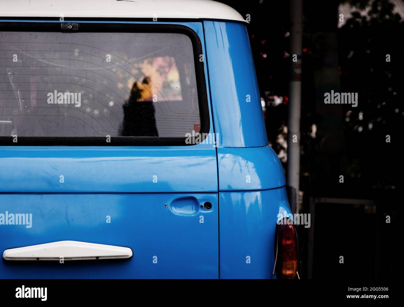 Blue vintage car. Retro bus. rear view Stock Photo - Alamy