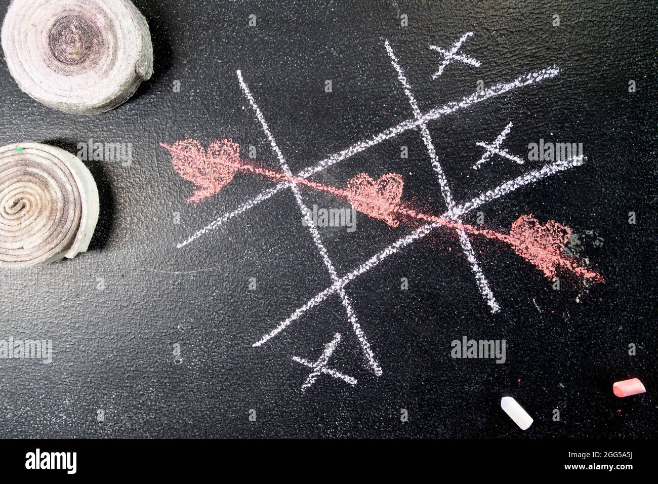 Photographic representation drawn with chalk of the game of tic-tac-toe ...
