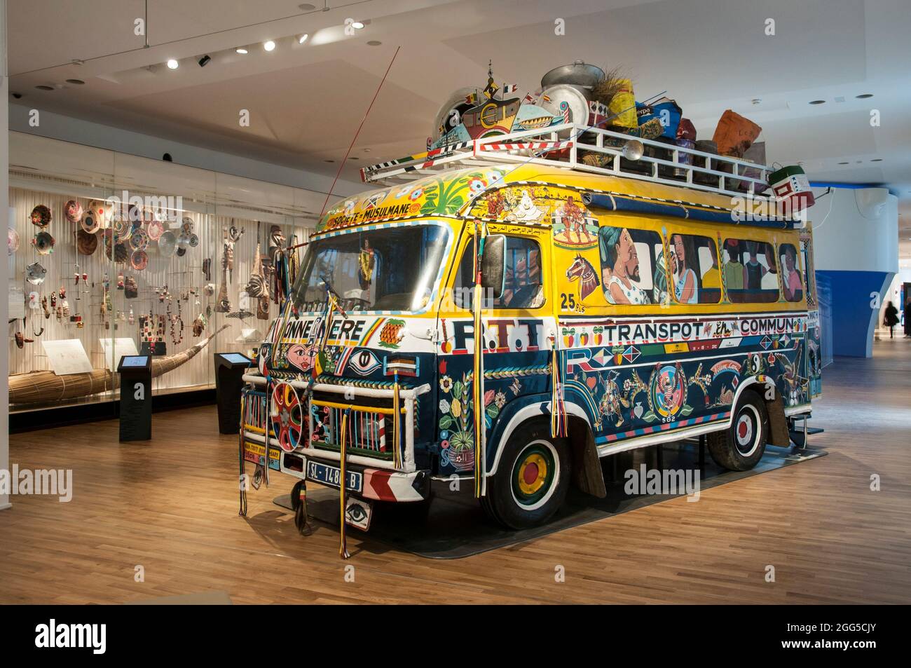 FRANCE. PARIS (75) THE "MUSEE DE L'HOMME" (MUSEUM OF MAN), ONE OF THE ...