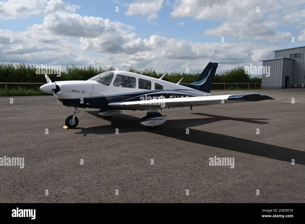 Piper Archer II, Turweston Airfield, Buckinghamshire, England Stock ...
