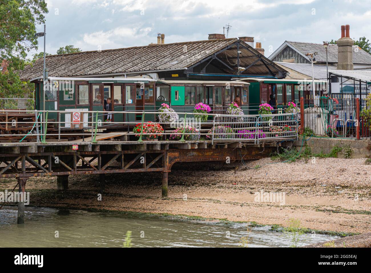 Southampton dock railway hi-res stock photography and images - Alamy
