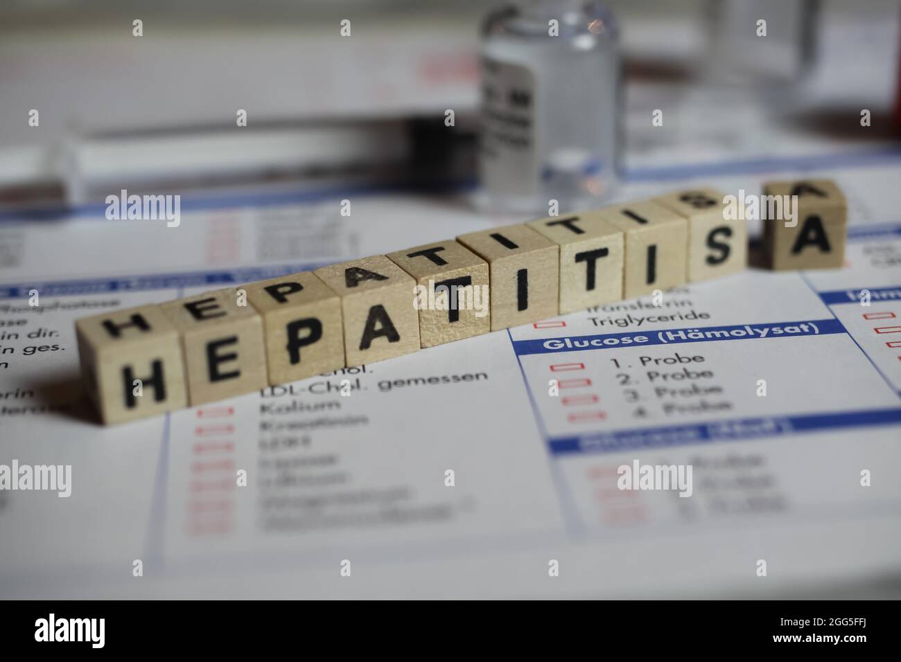 Hepatitis a syringe hi-res stock photography and images - Alamy