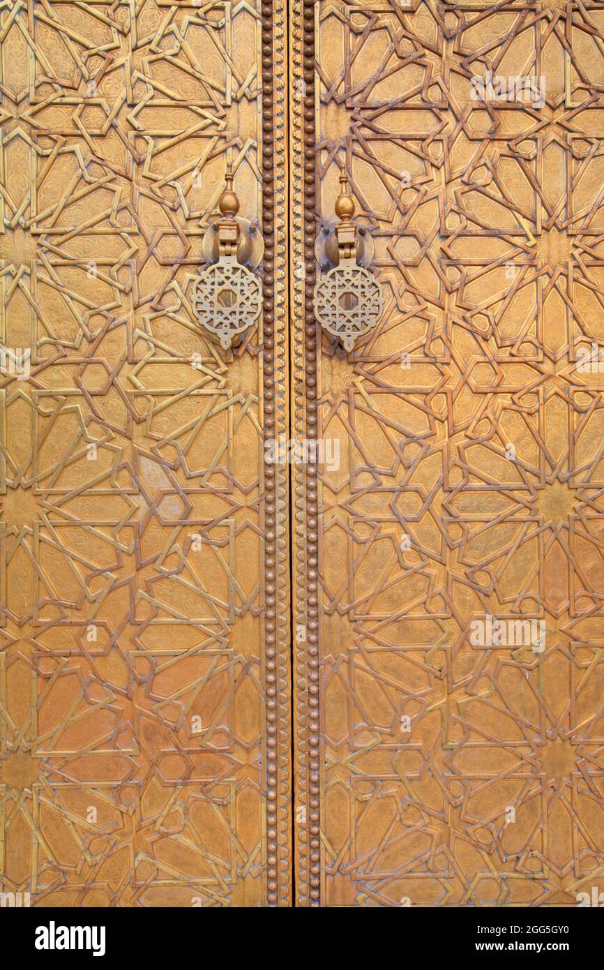 Golden gate of the Royal Palace, Fes, Morocco Stock Photo - Alamy