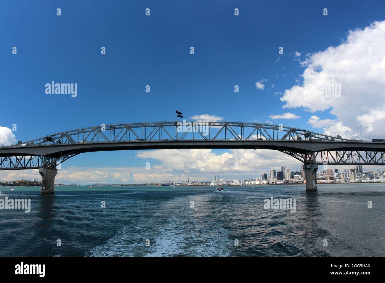 Auckland Harbour Bridge, New Zealand Stock Photo - Alamy
