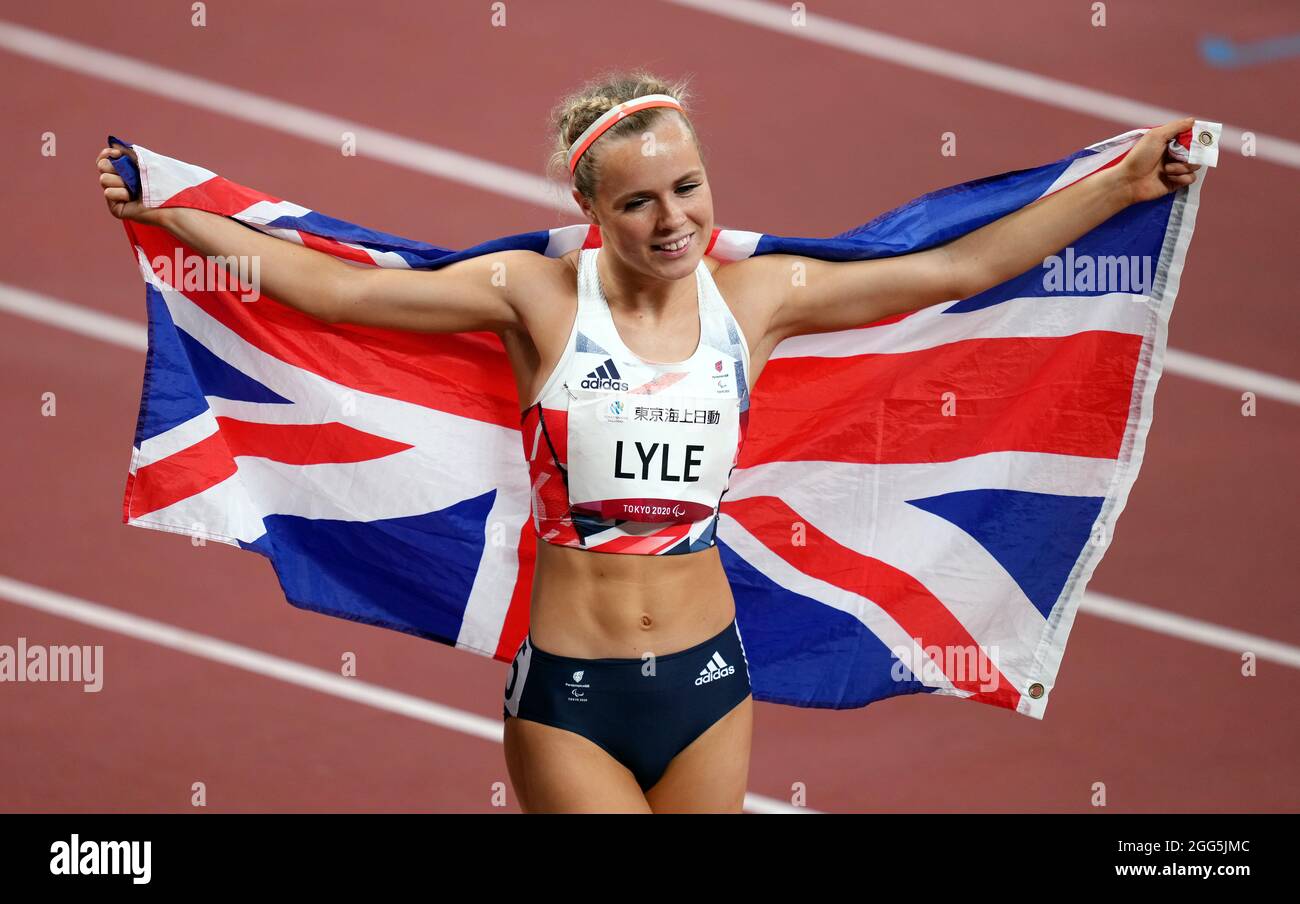Great Britain's Maria Lyle celebrates winning Bronze in the Women's ...