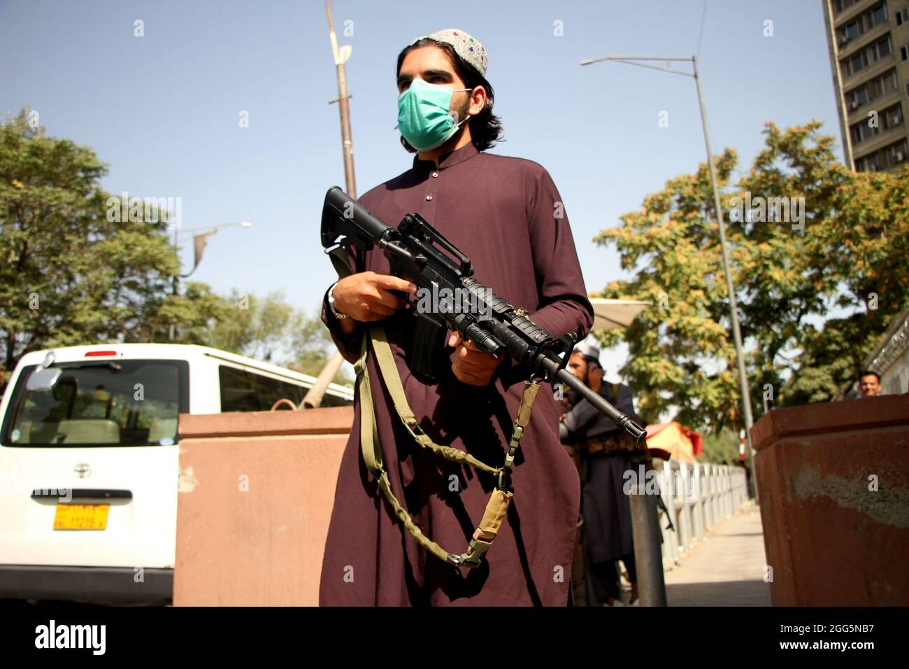 Taliban fighter hi-res stock photography and images - Alamy