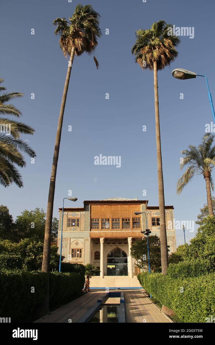 Garden in Shiraz, Iran Stock Photo - Alamy