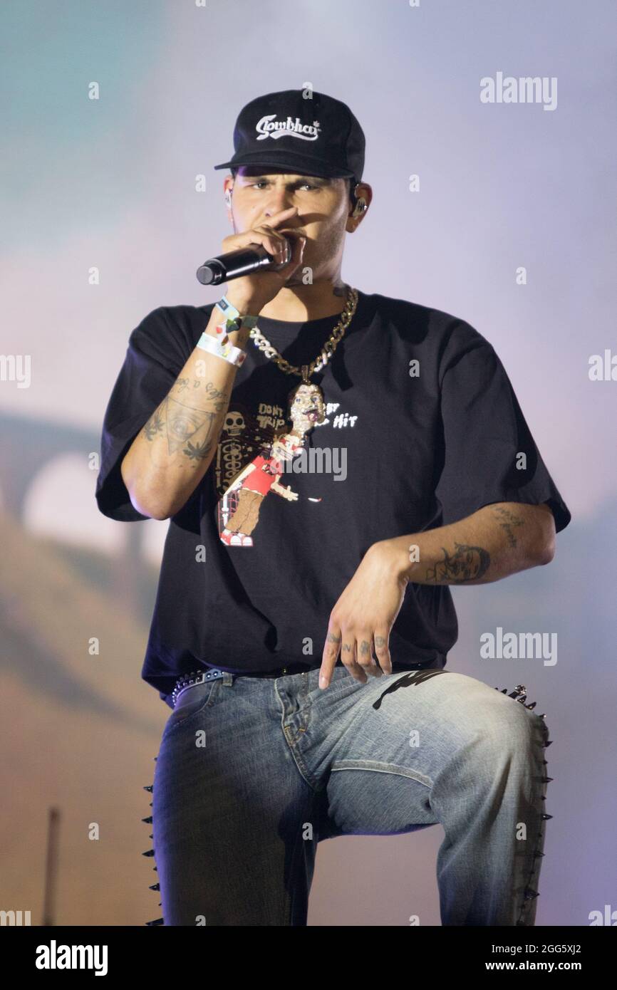 Slowthai music hi-res stock photography and images - Alamy