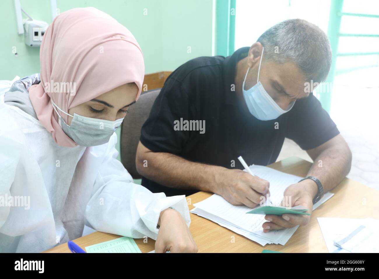 Rafah, The Gaza Strip, Palestine. 29th Aug, 2021. A health worker ...