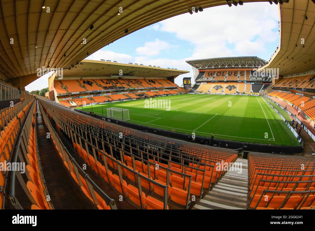 Interior view of Molineux, home of Wolverhampton Wanderers Stock Photo ...