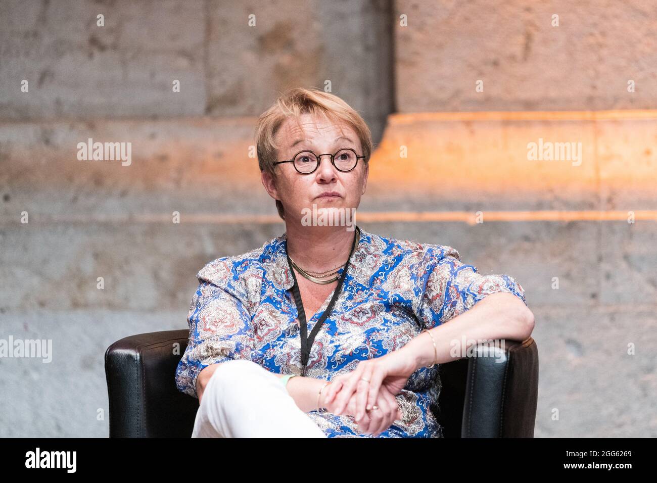 Nathalie appere hi-res stock photography and images - Alamy
