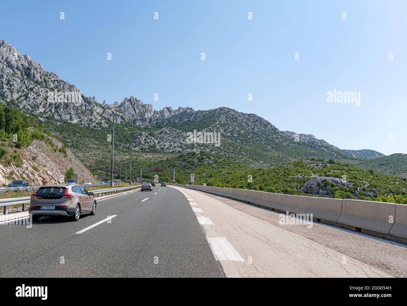 Cars are driving on the expressway or autobahn Stock Photo - Alamy