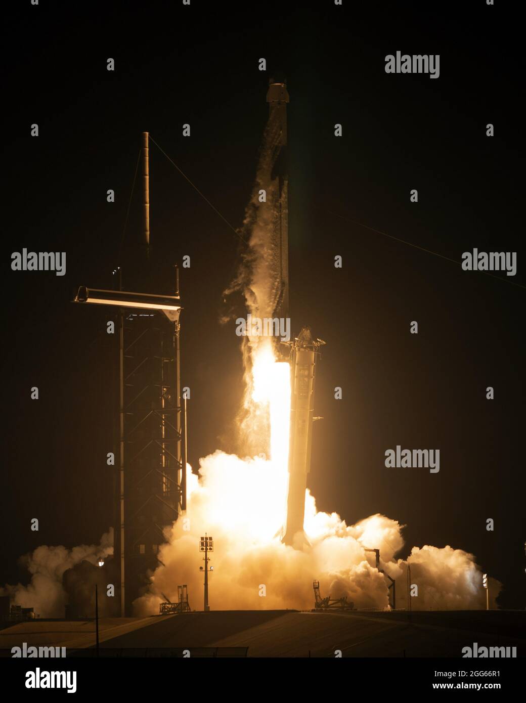 A SpaceX Falcon 9 rocket launches a Cargo Dragon-2 spacecraft for NASA ...