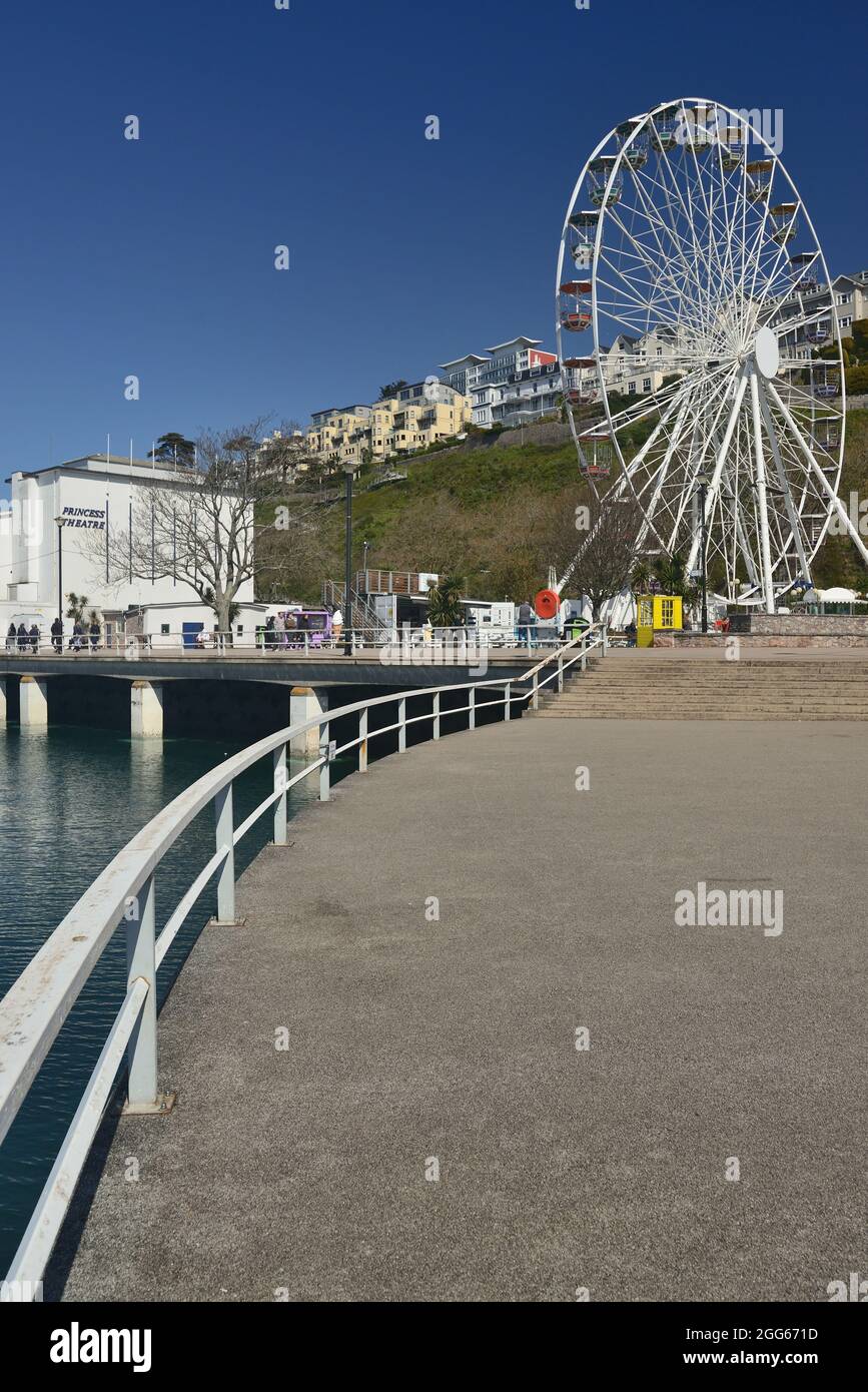 Big wheel and Princess theatre, Torquay seafront, South Devon Stock ...