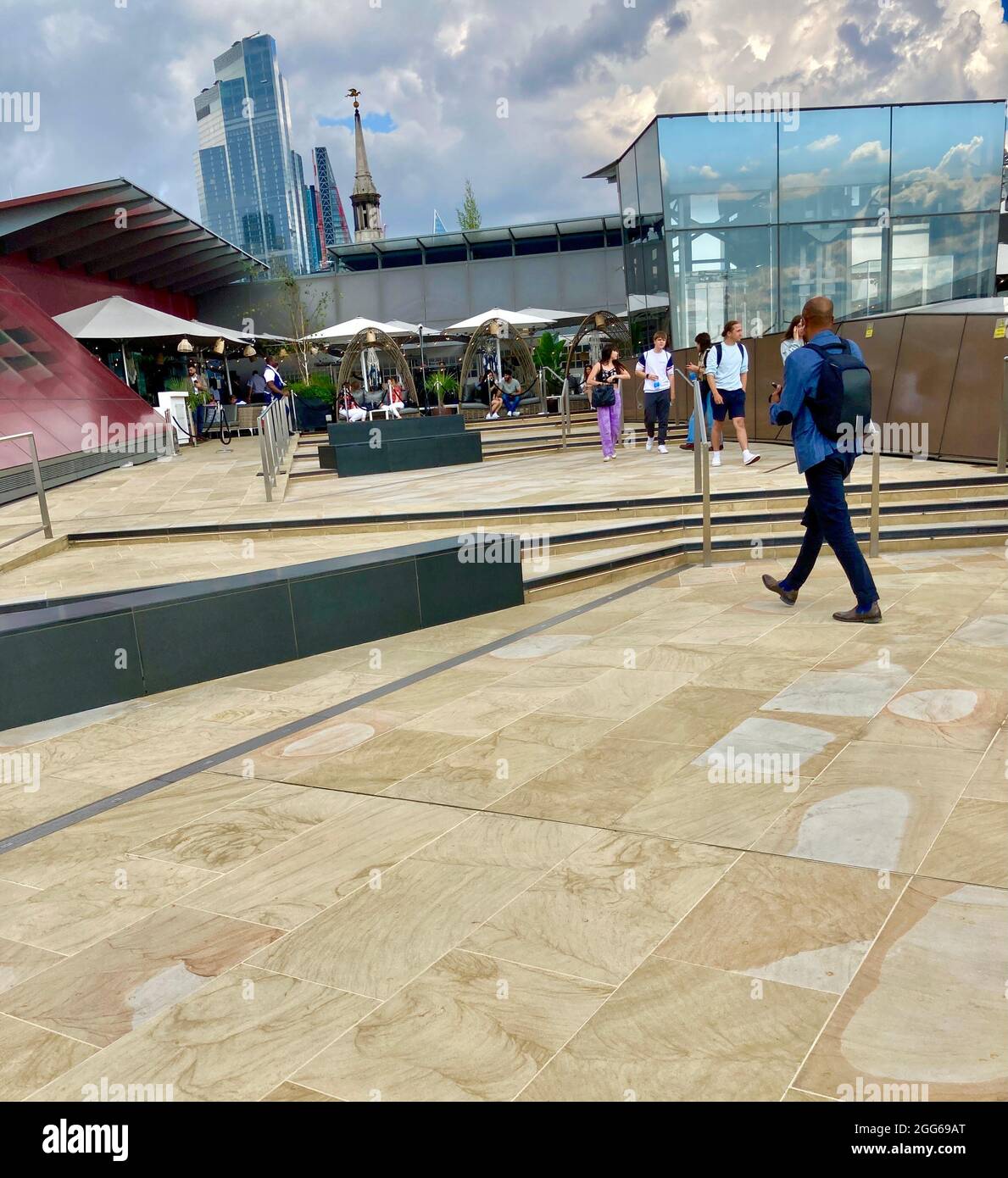 One new change rooftop hi-res stock photography and images - Alamy