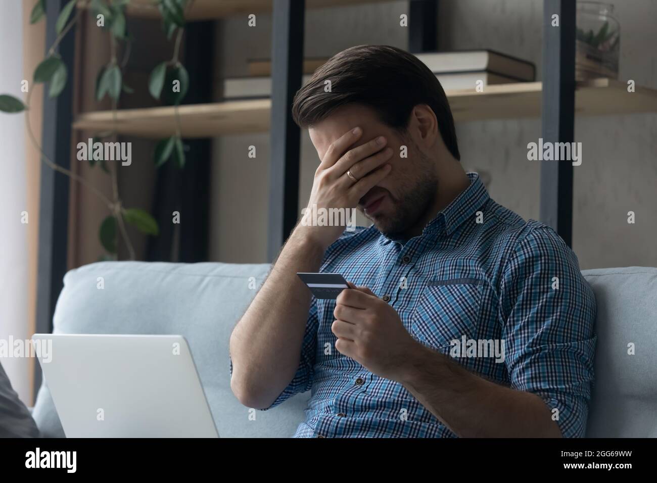 Desperate man hi-res stock photography and images - Alamy