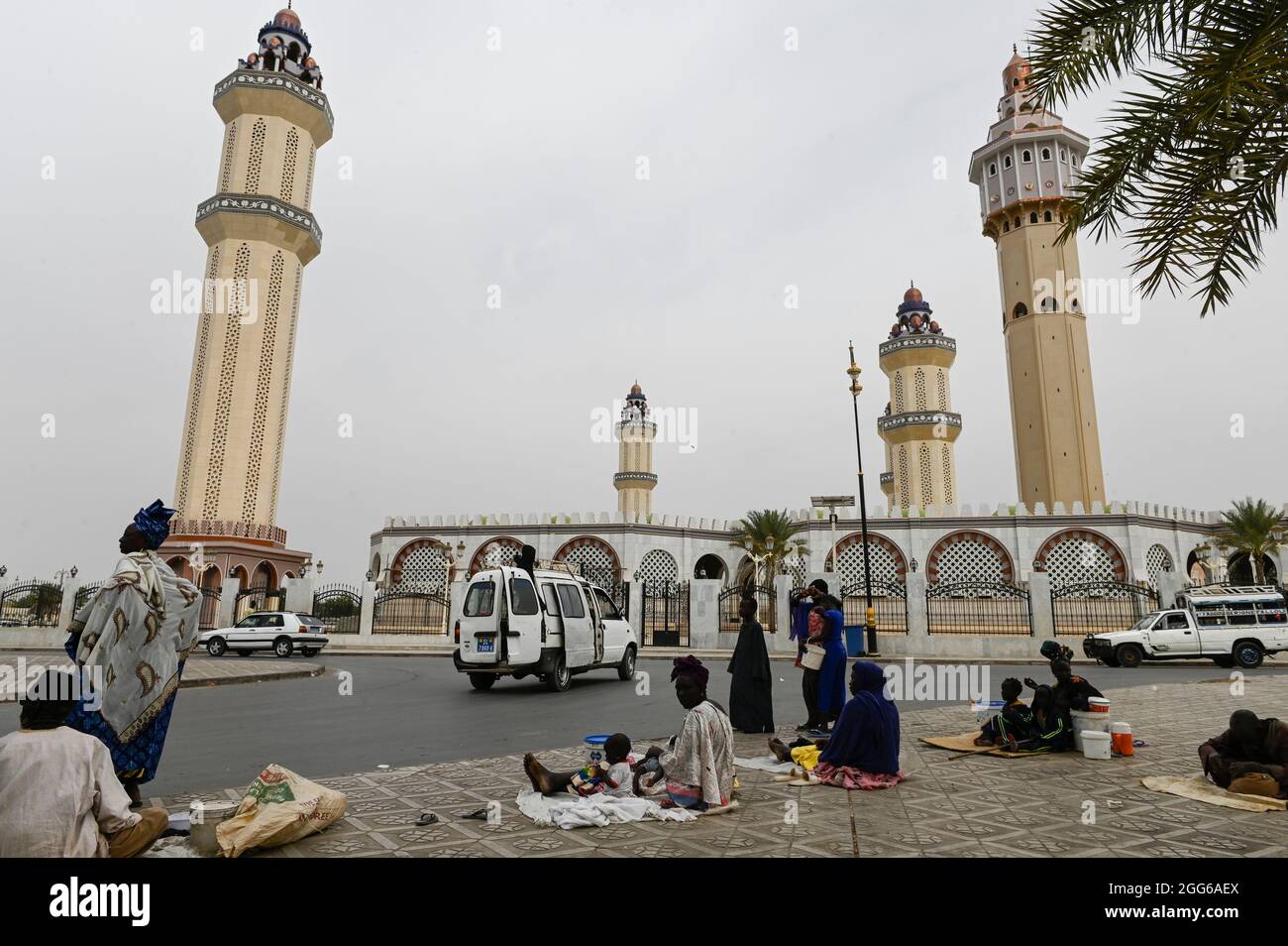 Mosque of the mouriden hi-res stock photography and images - Alamy
