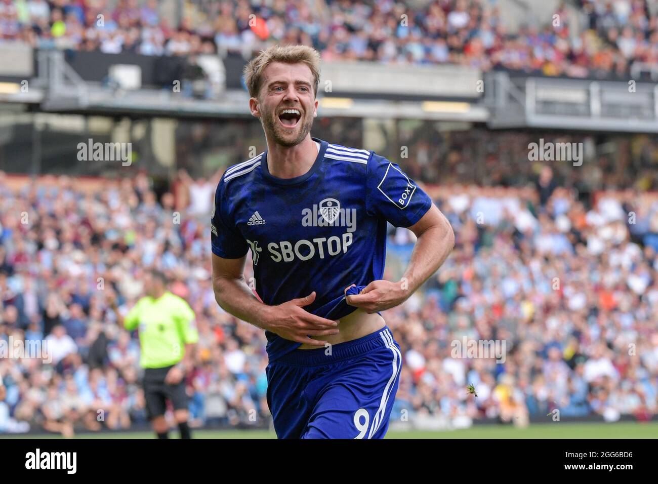 Patrick Bamford #9 of Leeds United celebrates scoring a goal to make it ...