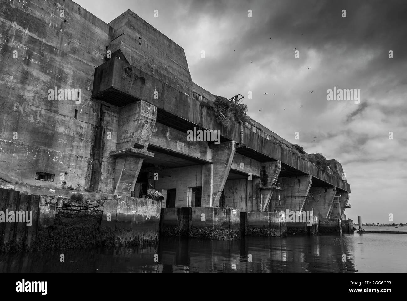 Historic submarine bunker building in Lorient Stock Photo - Alamy