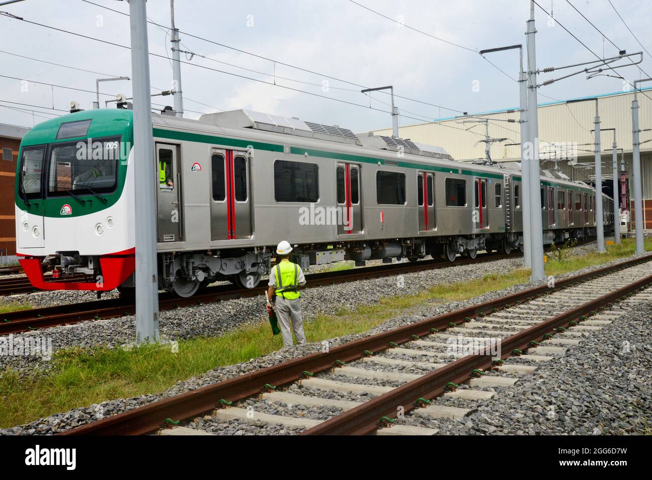 Dhaka, Bangladesh. 29th Aug, 2021. Bangladesh's first-ever metro rail ...