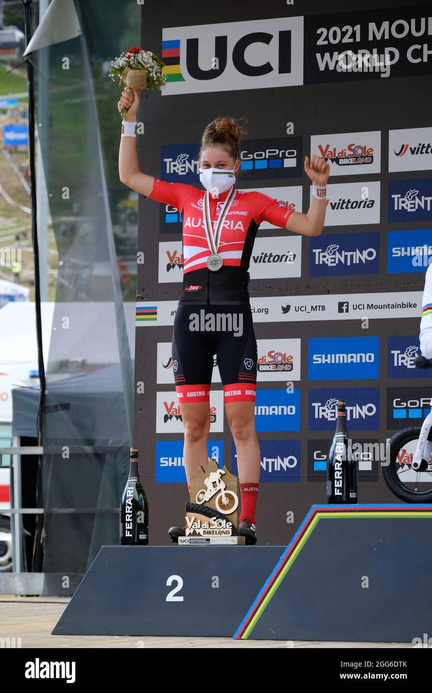 Laura stigger hi-res stock photography and images - Alamy