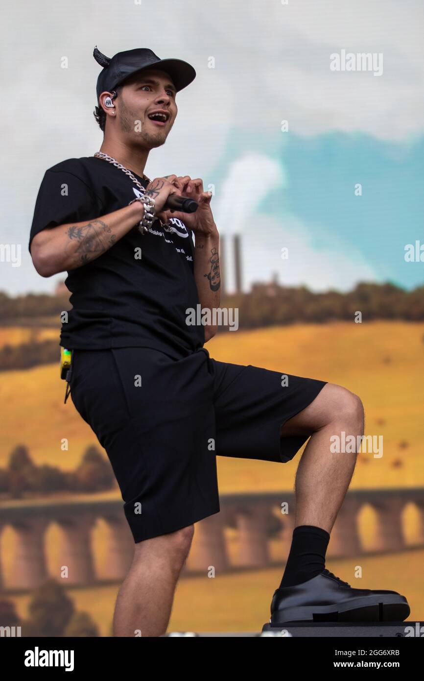 Slowthai england hi-res stock photography and images - Alamy