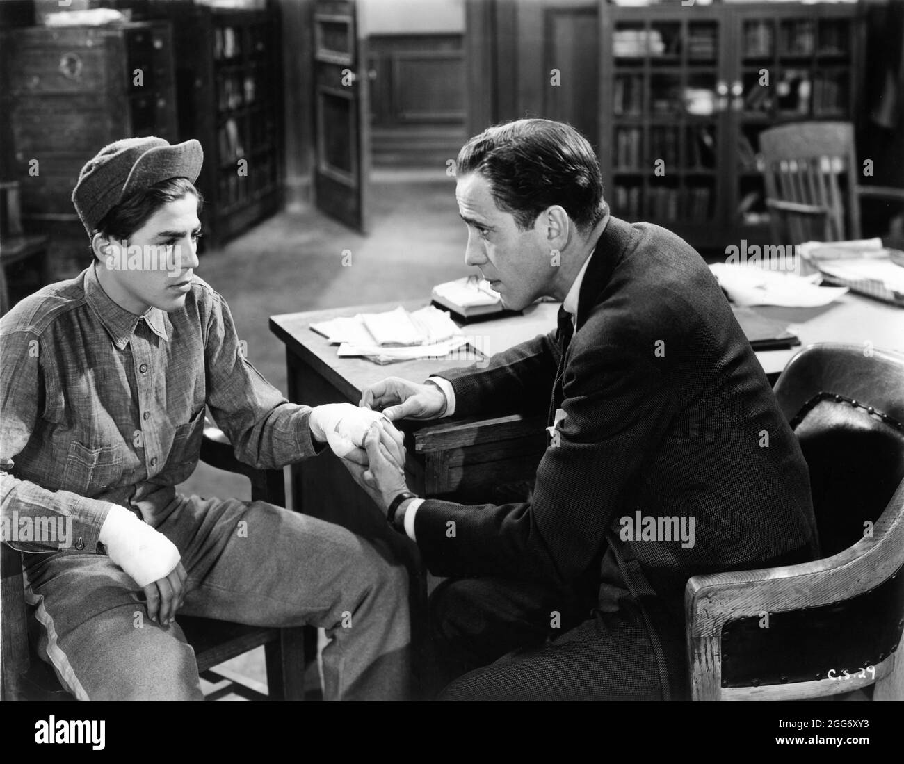 BILLY HALOP and HUMPHREY BOGART in CRIME SCHOOL 1938 director LEWIS ...