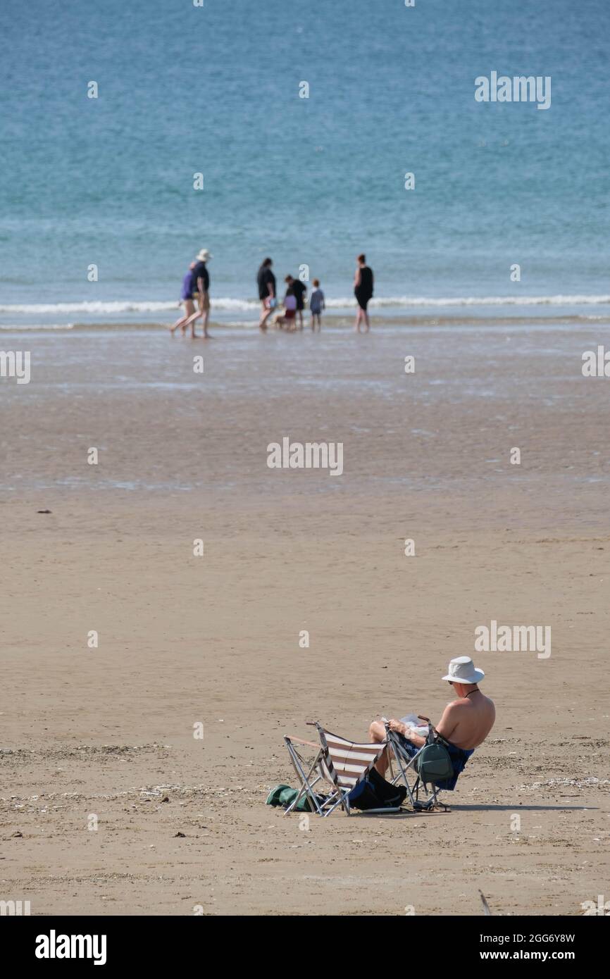 August 2021 summer hi-res stock photography and images - Alamy