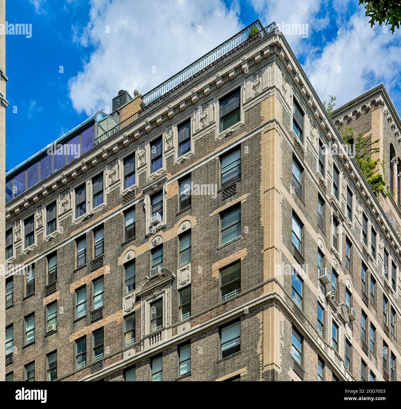 225 Central Park West, Alden, was designed by Emery Roth in neo ...