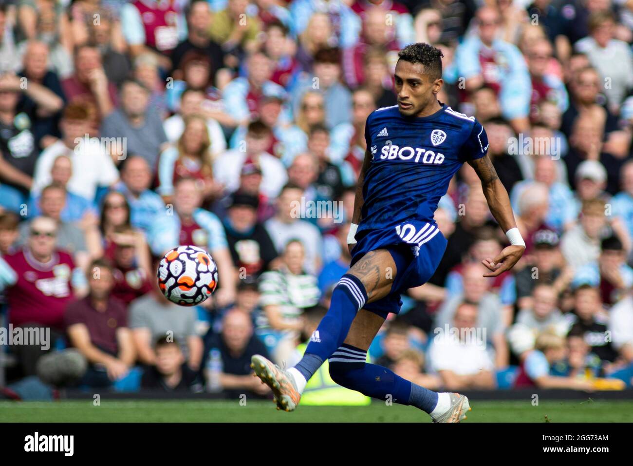 Raphinha leeds 2021 hi-res stock photography and images - Alamy
