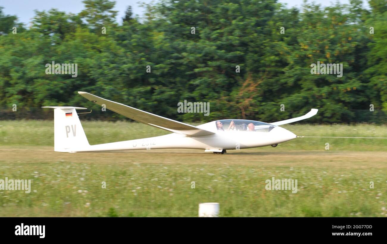 Duo discus hi-res stock photography and images - Alamy