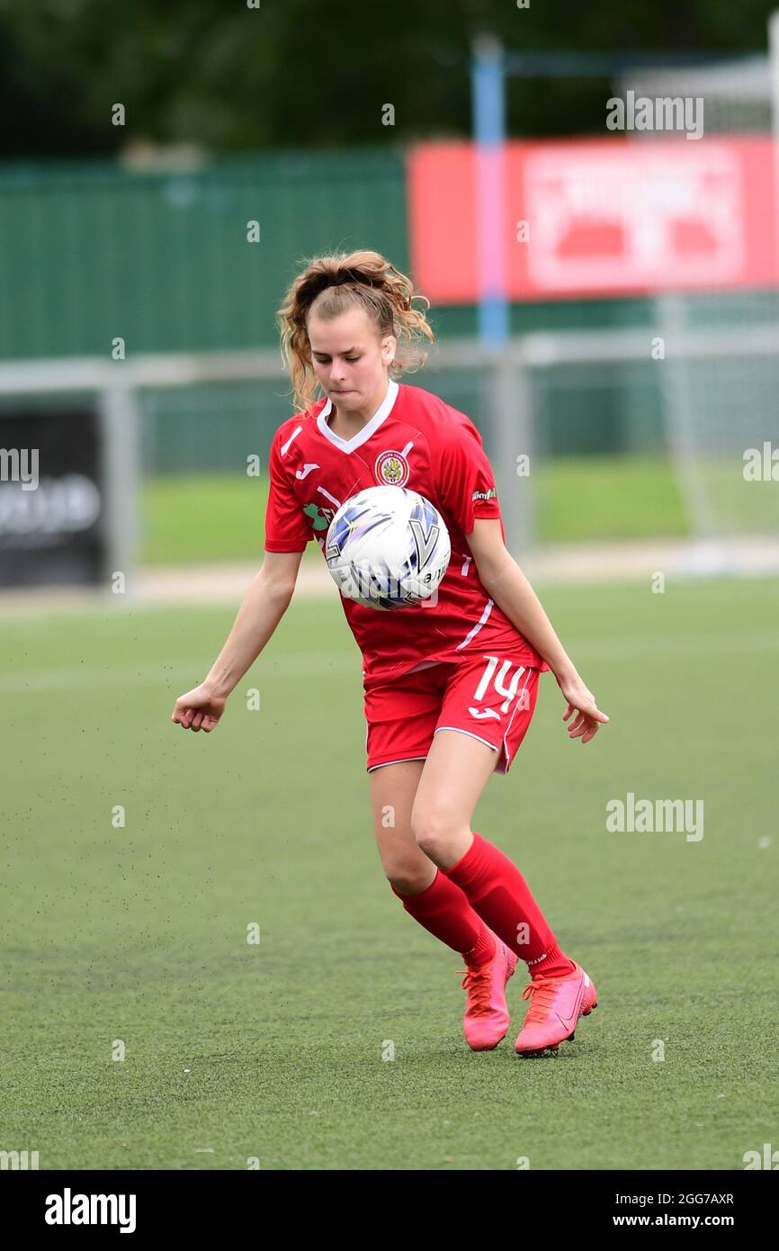 Beth Chambers (14 harlow) during the Eastern region national league ...