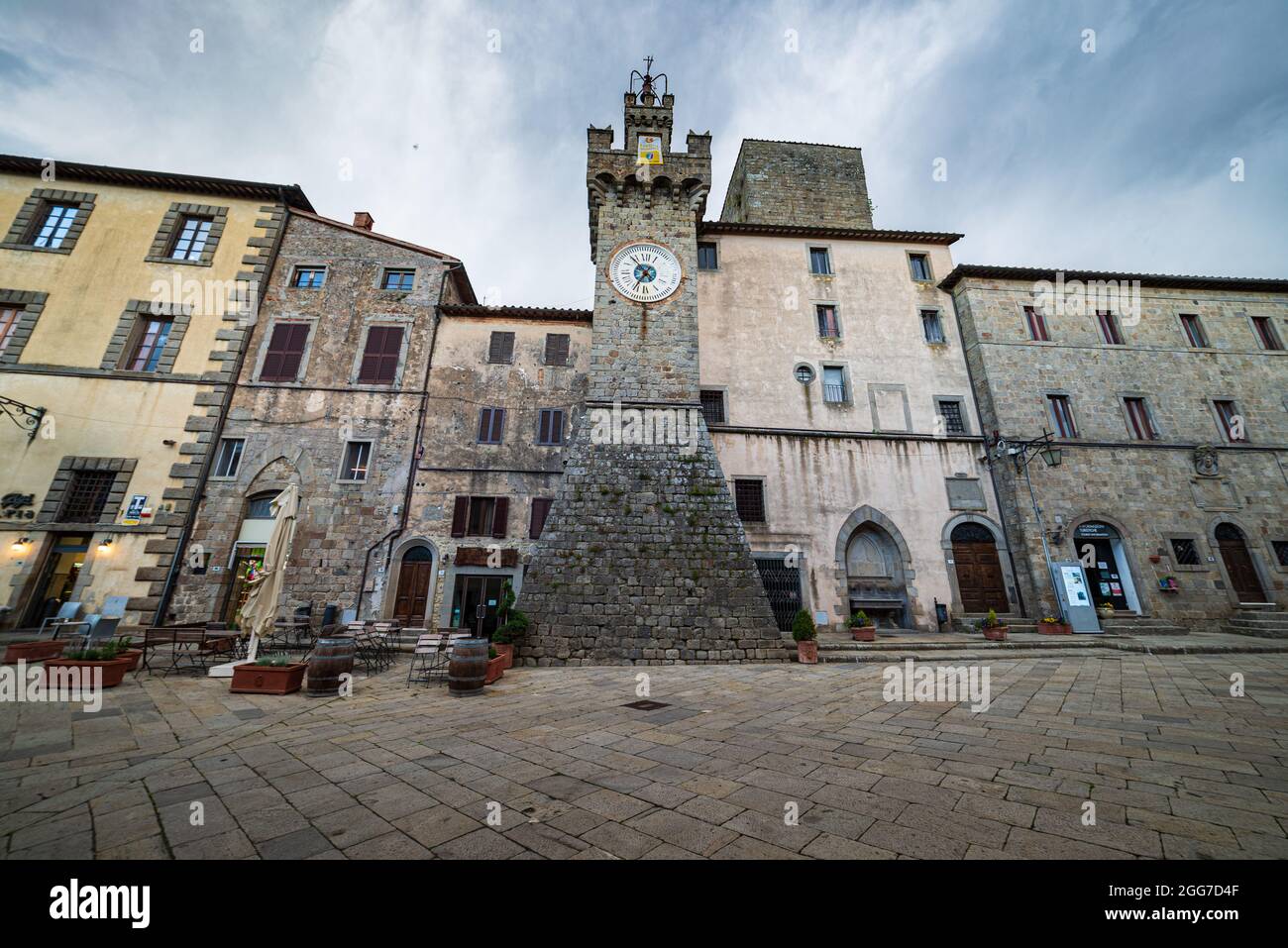 Italian medieval village details, historical stone square and ancient ...