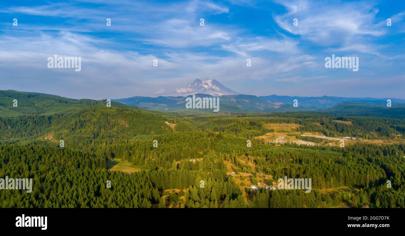 Mount Rainier on the horizon in Washington State, USA Stock Photo - Alamy