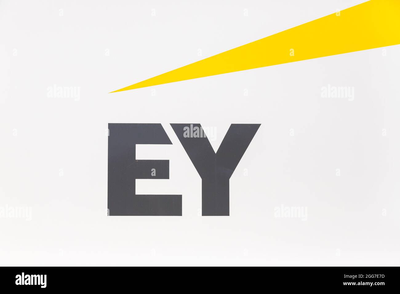 Ernst and young logo hi-res stock photography and images - Alamy