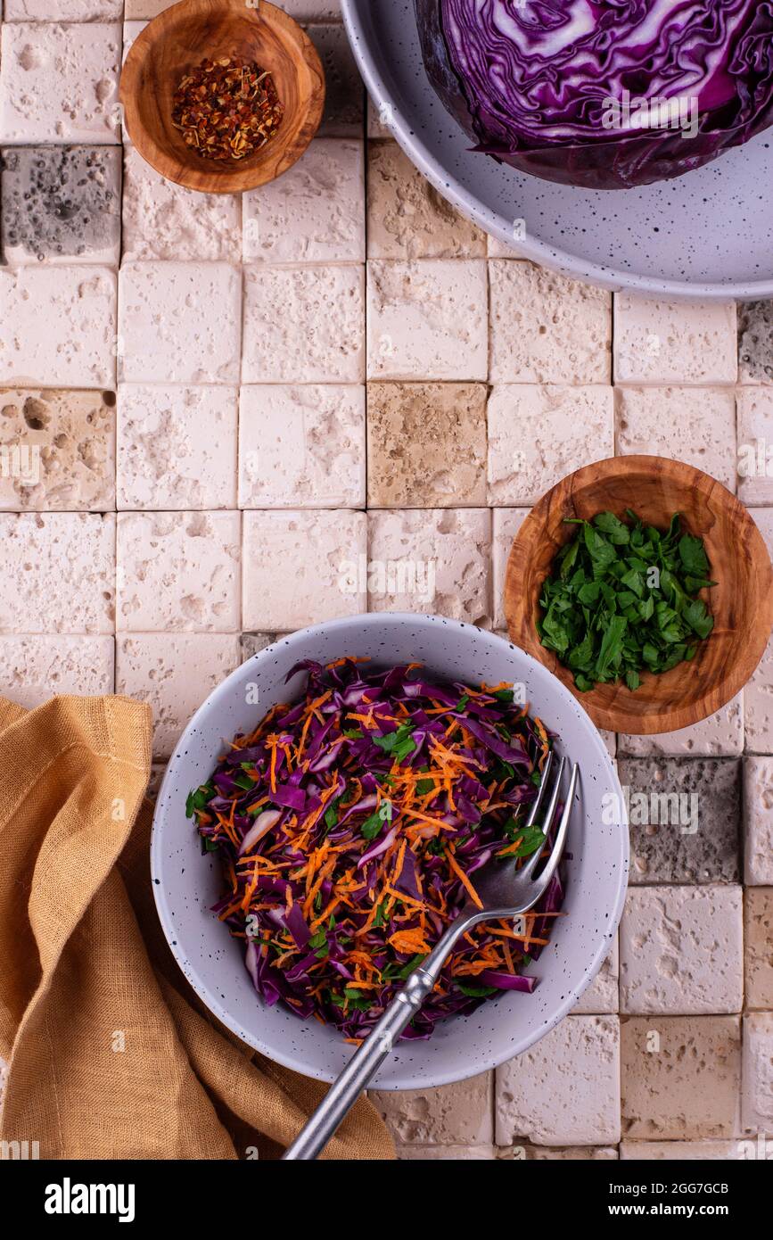 Vegan salad from red cabbage Stock Photo - Alamy