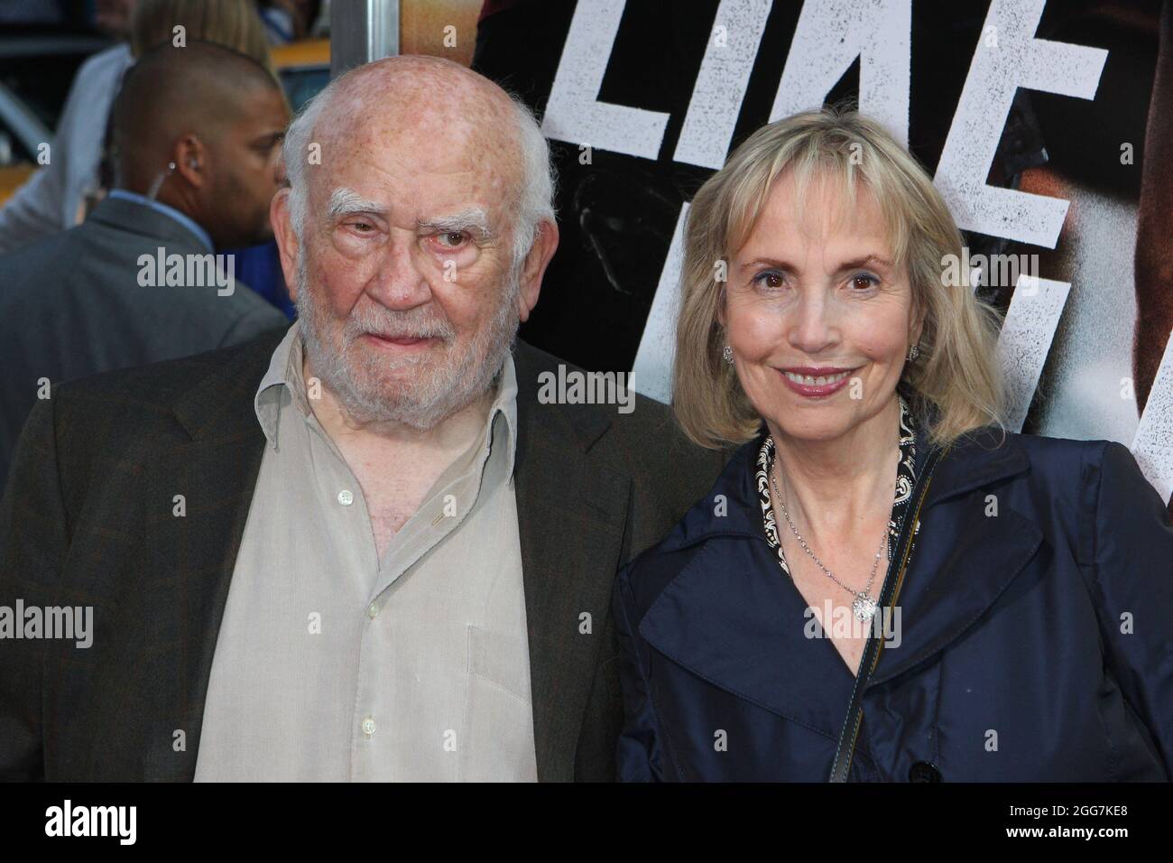 Ed Asner and wife Cindy Gilmore attend the world premiere of Columbia ...