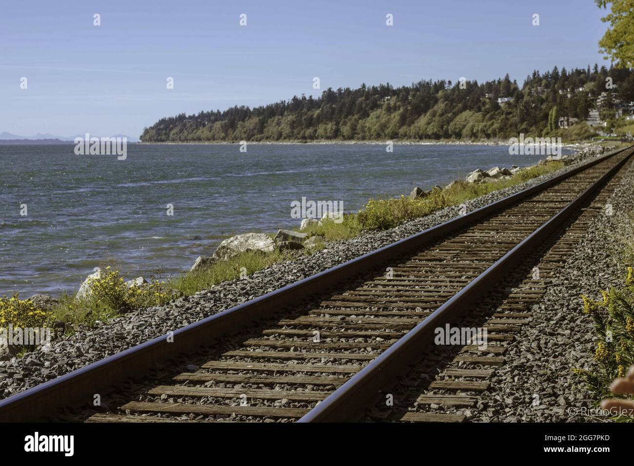 Long ocean railway hi-res stock photography and images - Alamy
