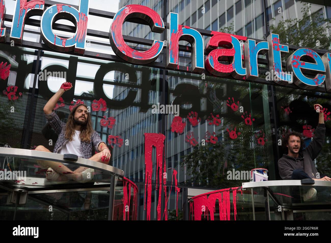 Standard chartered red paint hi-res stock photography and images - Alamy