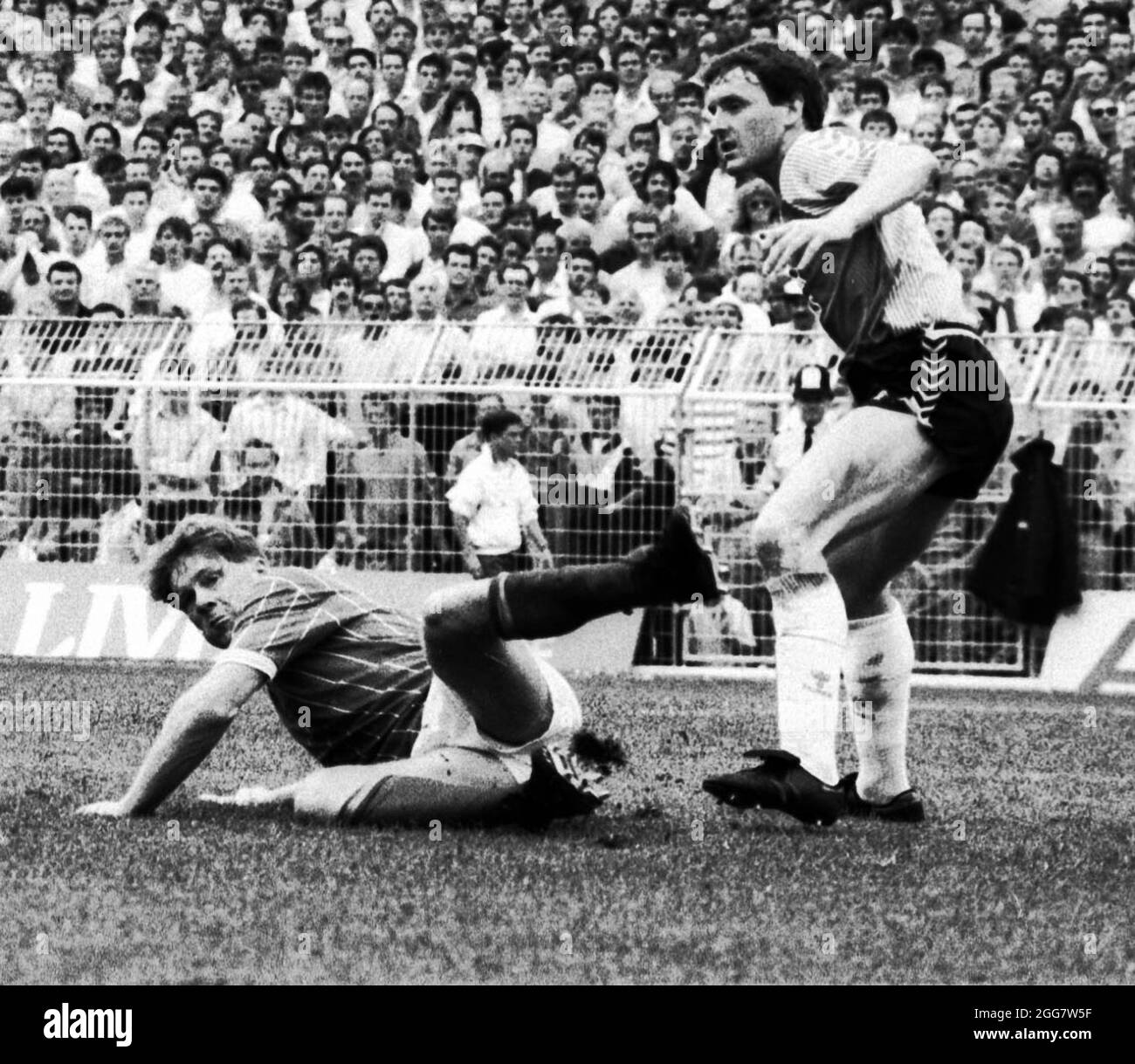 PORTSMOUTH V SOUTHAMPTON IAN BAIRD AND KEVIN MOORE PIC MIKE WALKER ...