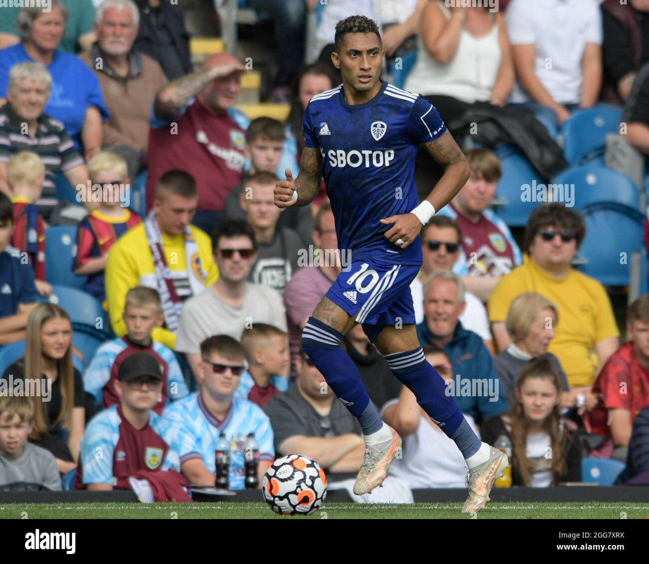 Burnley leeds 2021 hi-res stock photography and images - Alamy