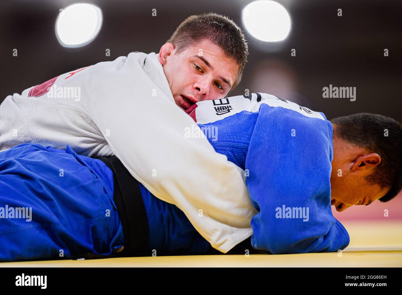 Judo competition hi-res stock photography and images - Alamy