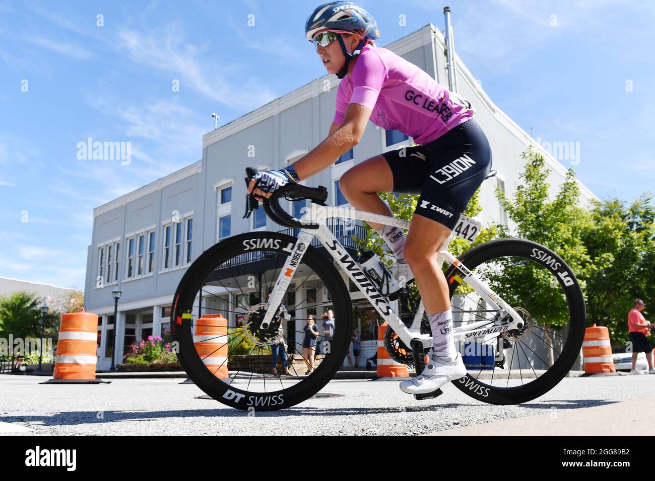Fayetteville, USA. 29 August, 2021. Skylar Schneider, with L39ion of ...