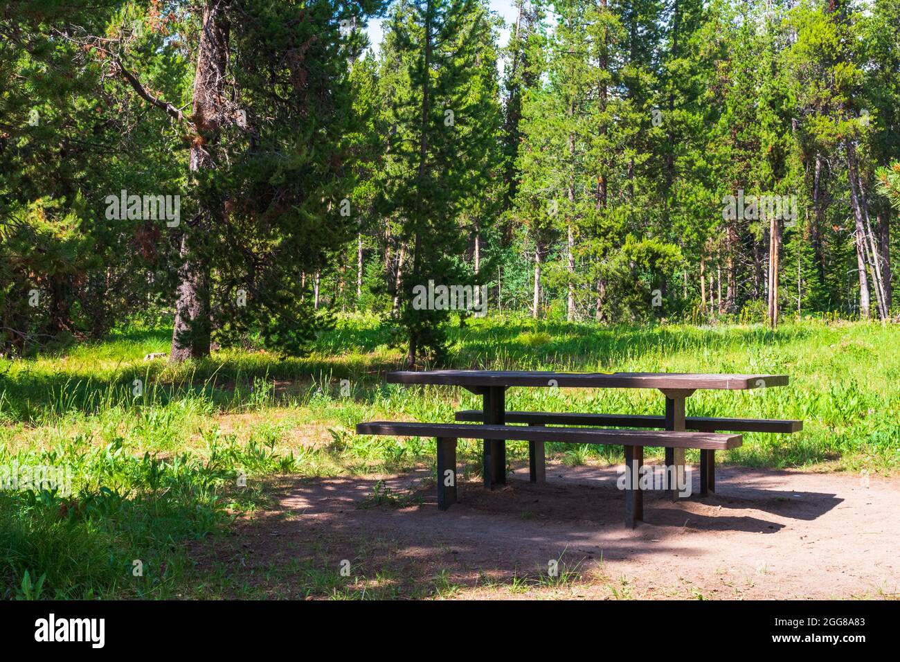 Hiking rest area hi-res stock photography and images - Alamy