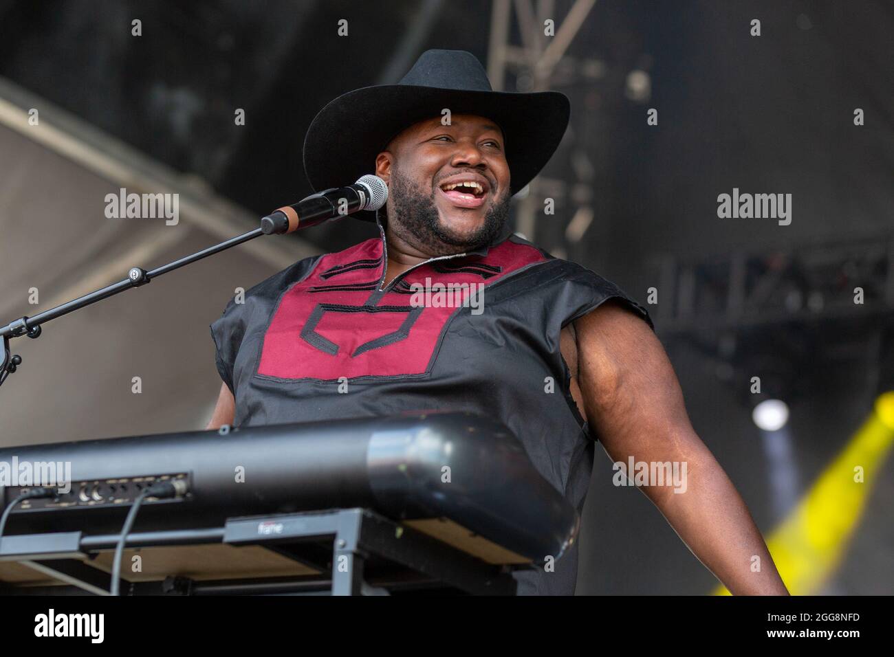 Michael Trotter Jr. of The War and Treaty during the Railbird Music ...